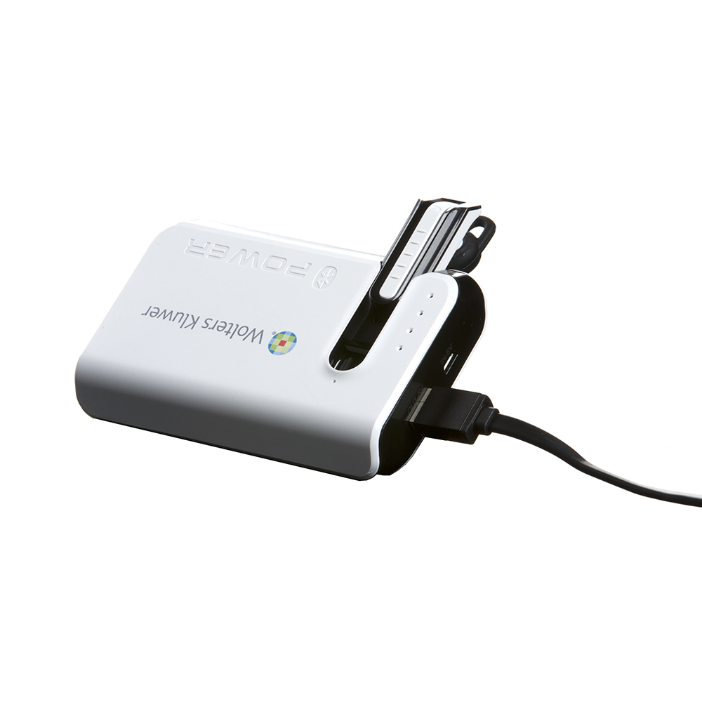 TomaxUSA :: Power Banks :: 6,600mAH power bank with detachable ...