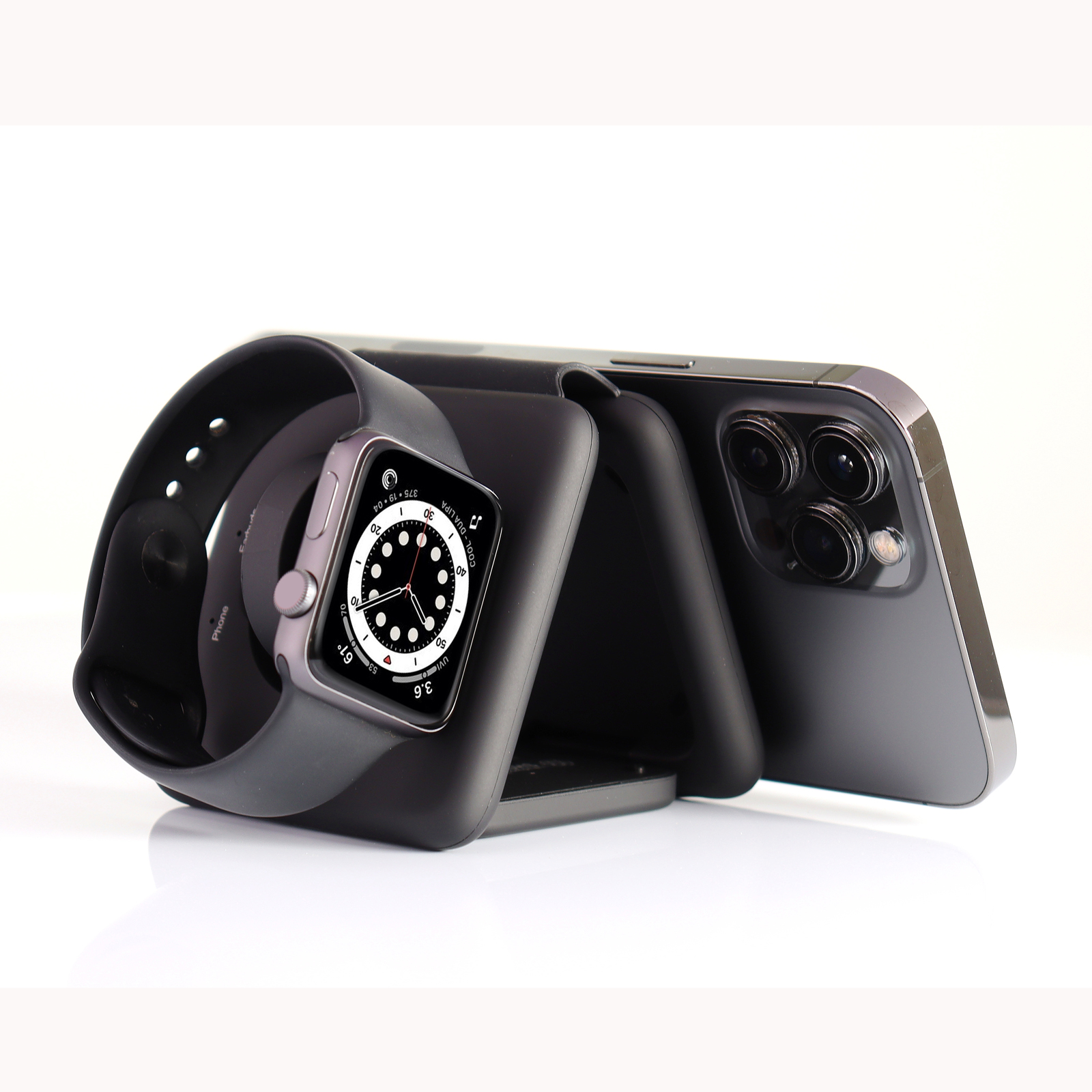 TomaxUSA :: Qi Wireless Charging :: Bi-Fold MagSafe Travel Charging Station